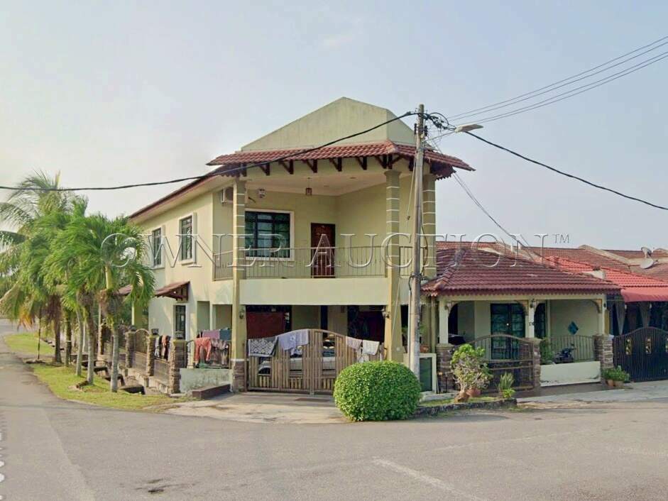 Buy [Next to Pasar Raya CH - Branch Telok Mas] 2 Storey Terrace House ...